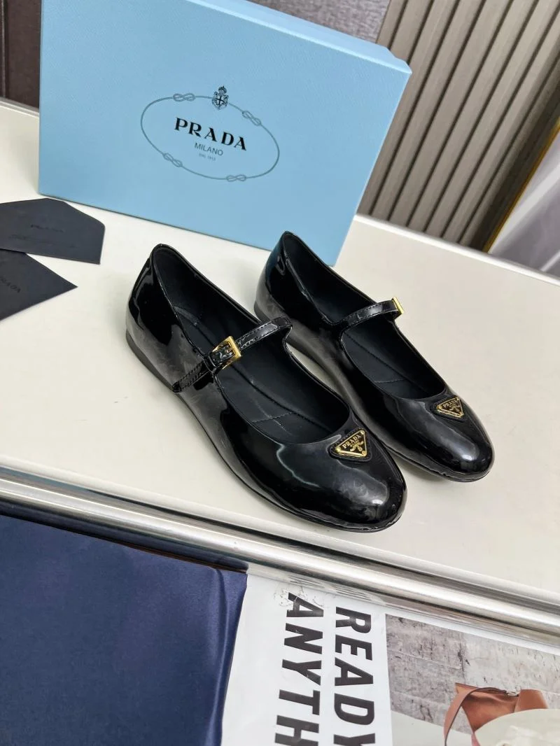 Prada Low Shoes