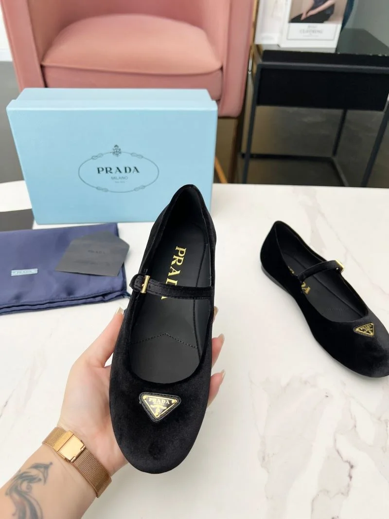 Prada Low Shoes