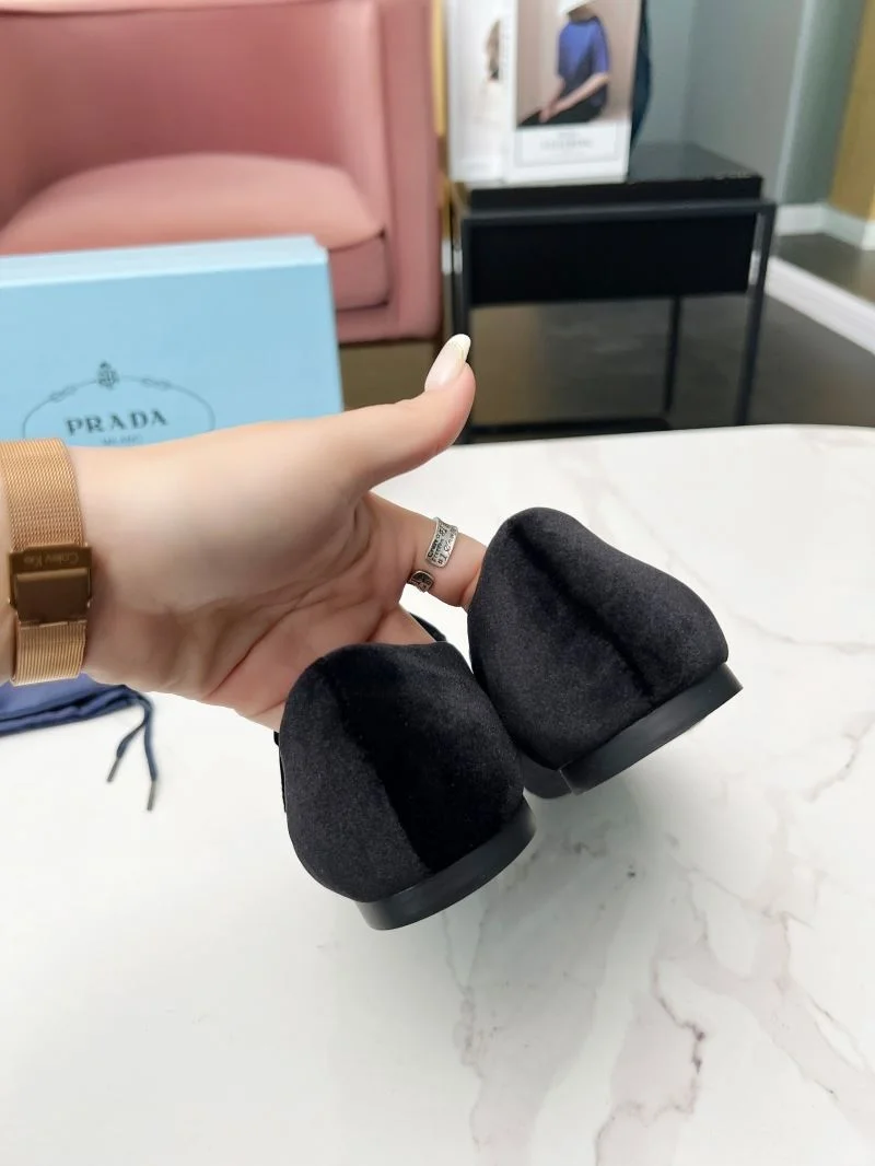 High accuracy Prada Low Shoes