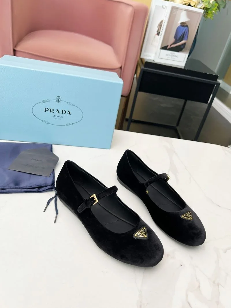 High accuracy Prada Low Shoes