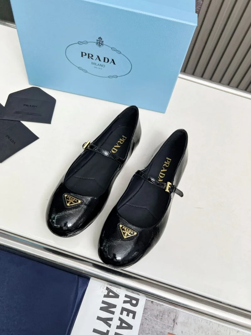 Prada Low Shoes