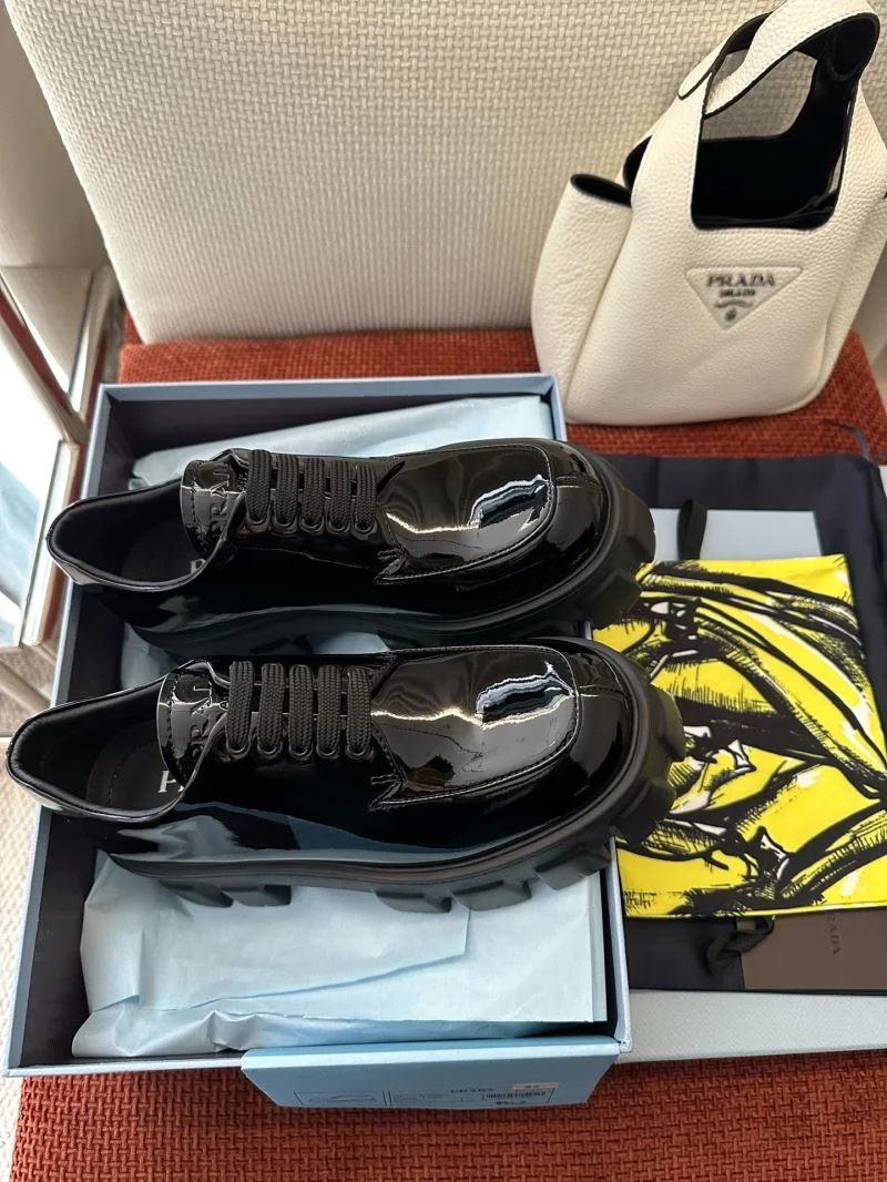 Value-priced Prada Low Shoes