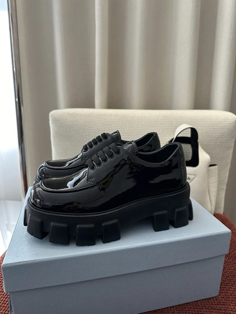 Value-priced Prada Low Shoes