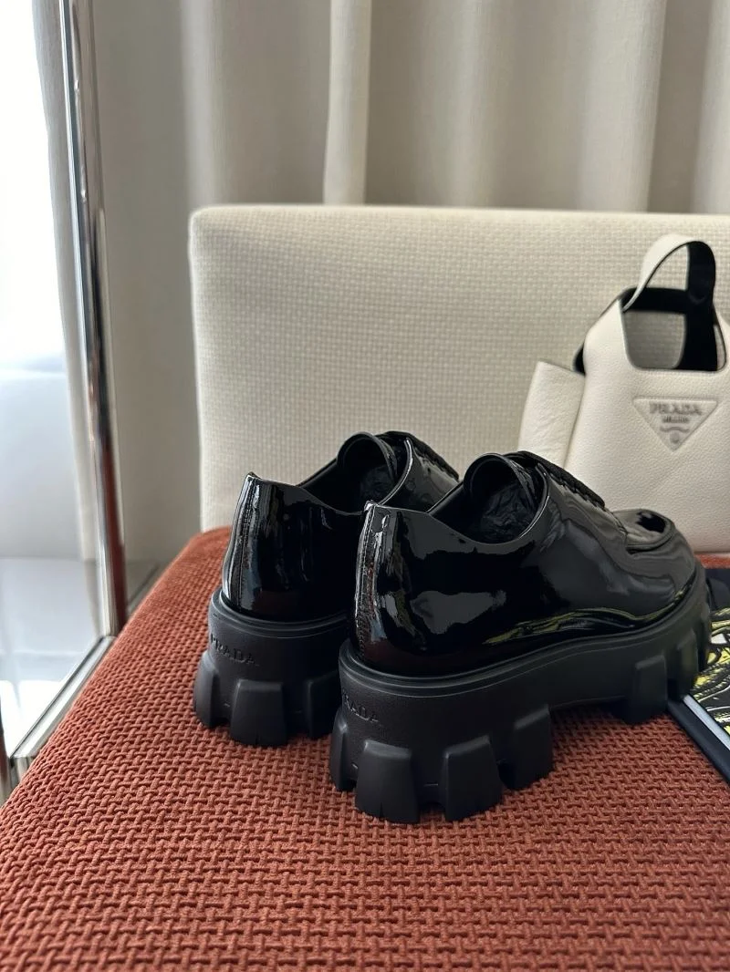 Value-priced Prada Low Shoes