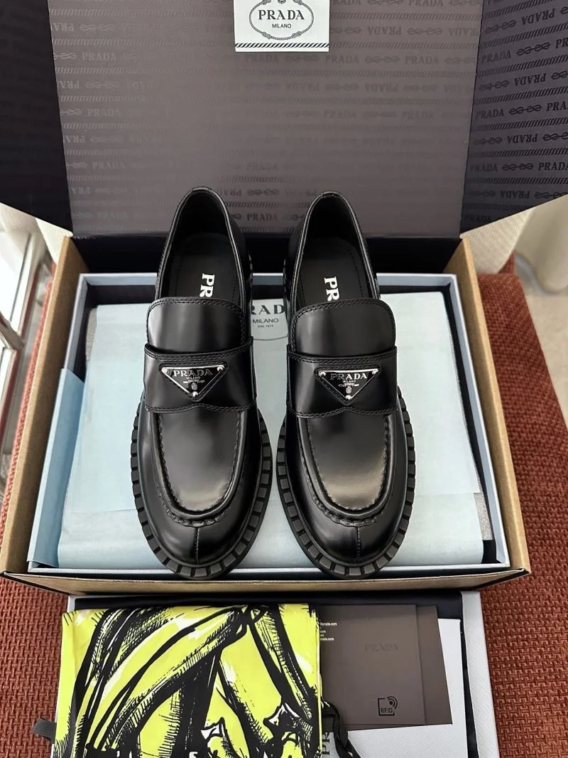 Prada Low Shoes