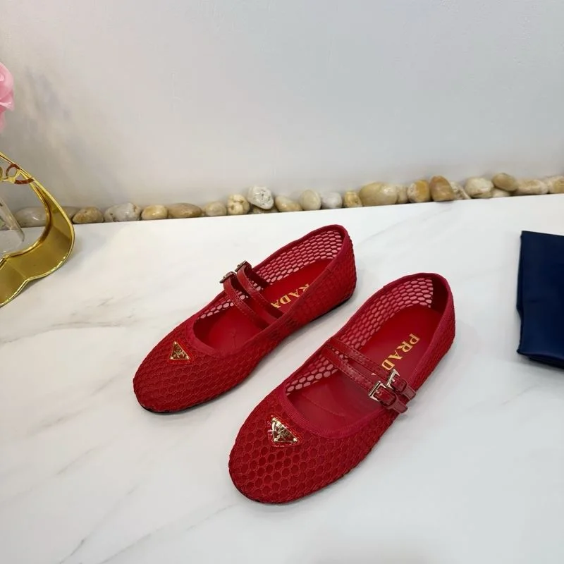 High accuracy Prada Low Shoes
