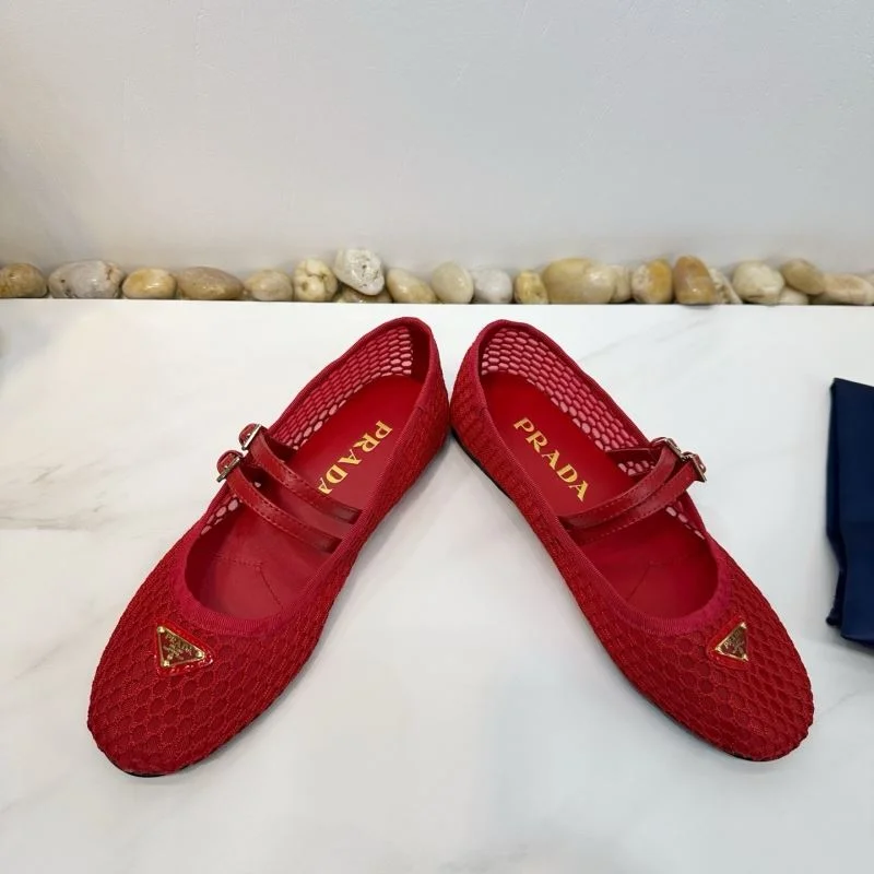 High accuracy Prada Low Shoes