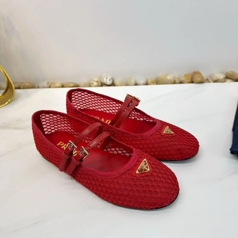 High accuracy Prada Low Shoes