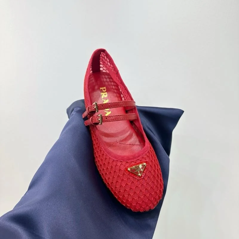 High accuracy Prada Low Shoes
