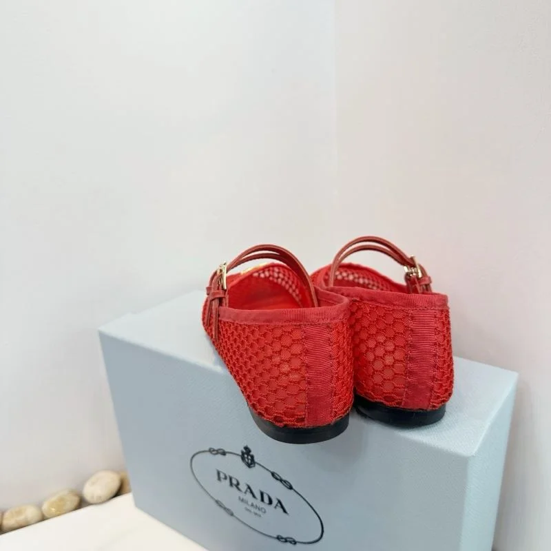 High accuracy Prada Low Shoes