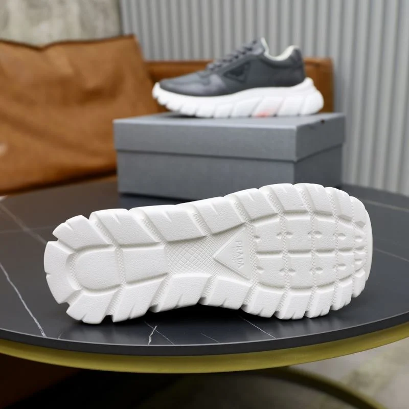 Exact replica Prada Low Shoes