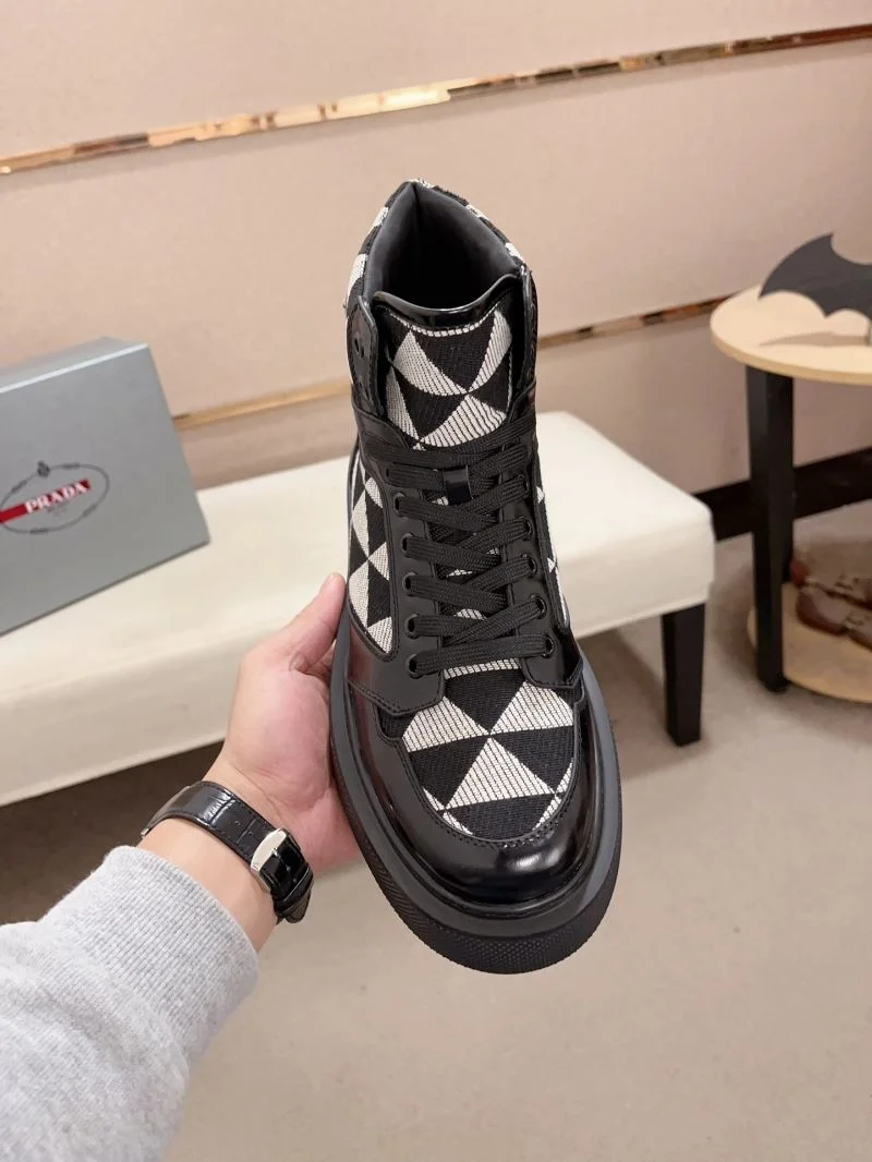 High fidelity Prada Low Shoes