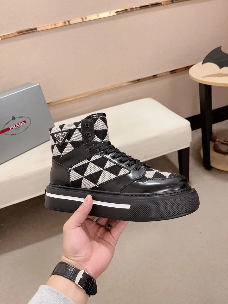 High fidelity Prada Low Shoes
