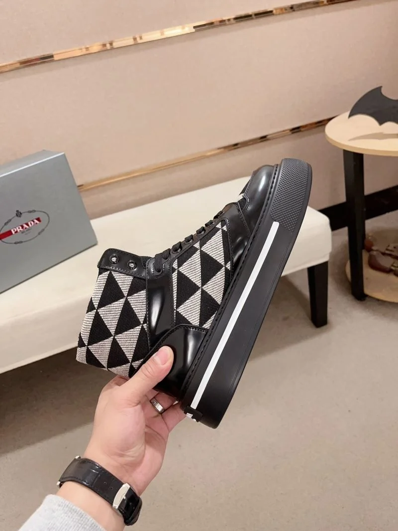 High fidelity Prada Low Shoes