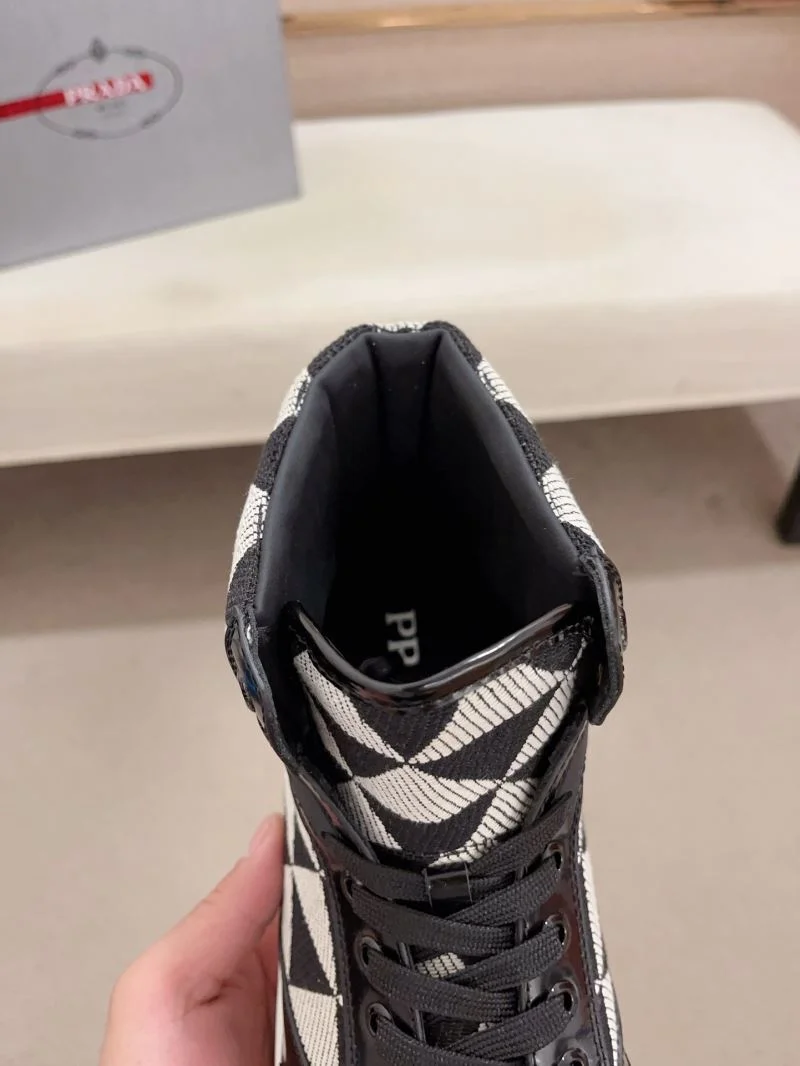 Discounted Prada Low Shoes