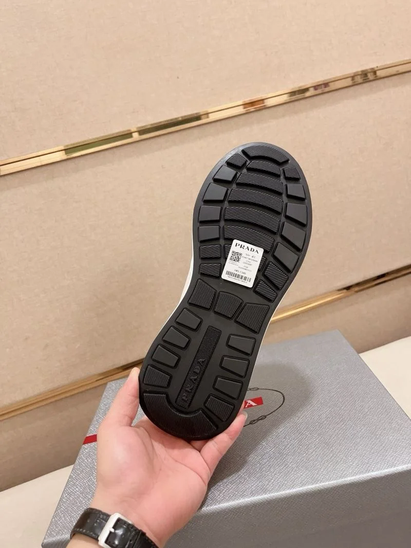 Bargain Prada Low Shoes