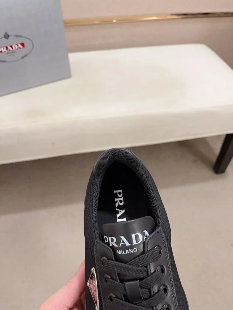 Bargain Prada Low Shoes