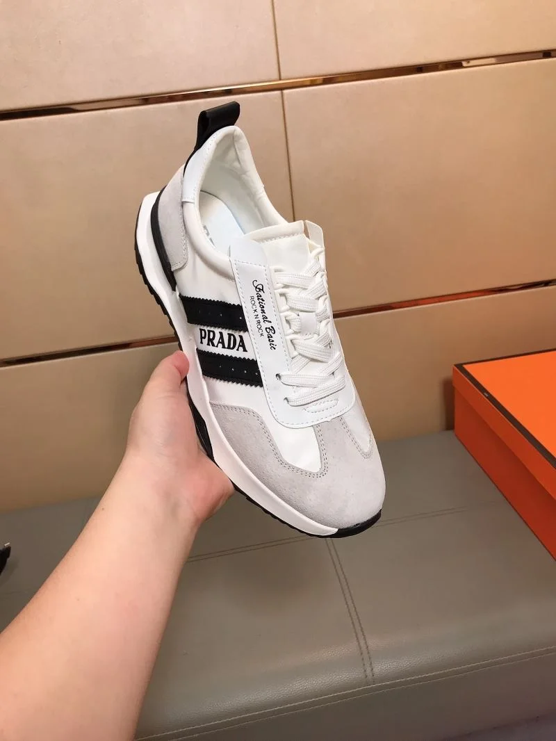 Top match Prada Low Shoes