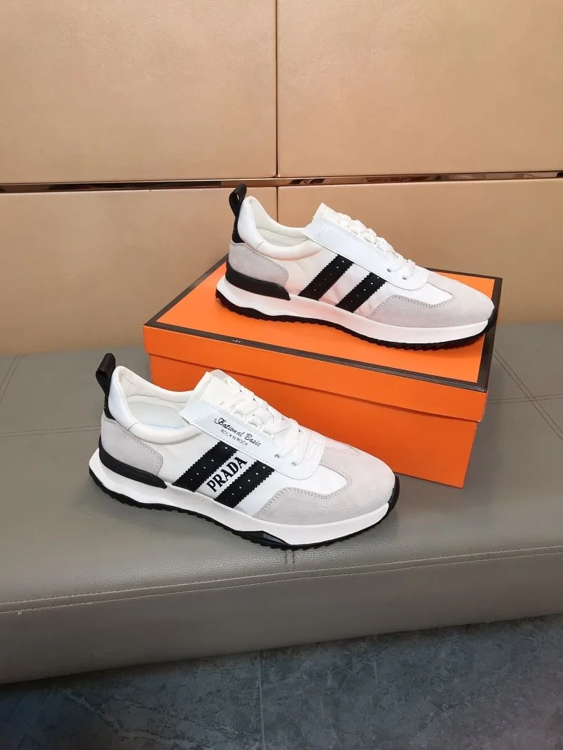 Top match Prada Low Shoes