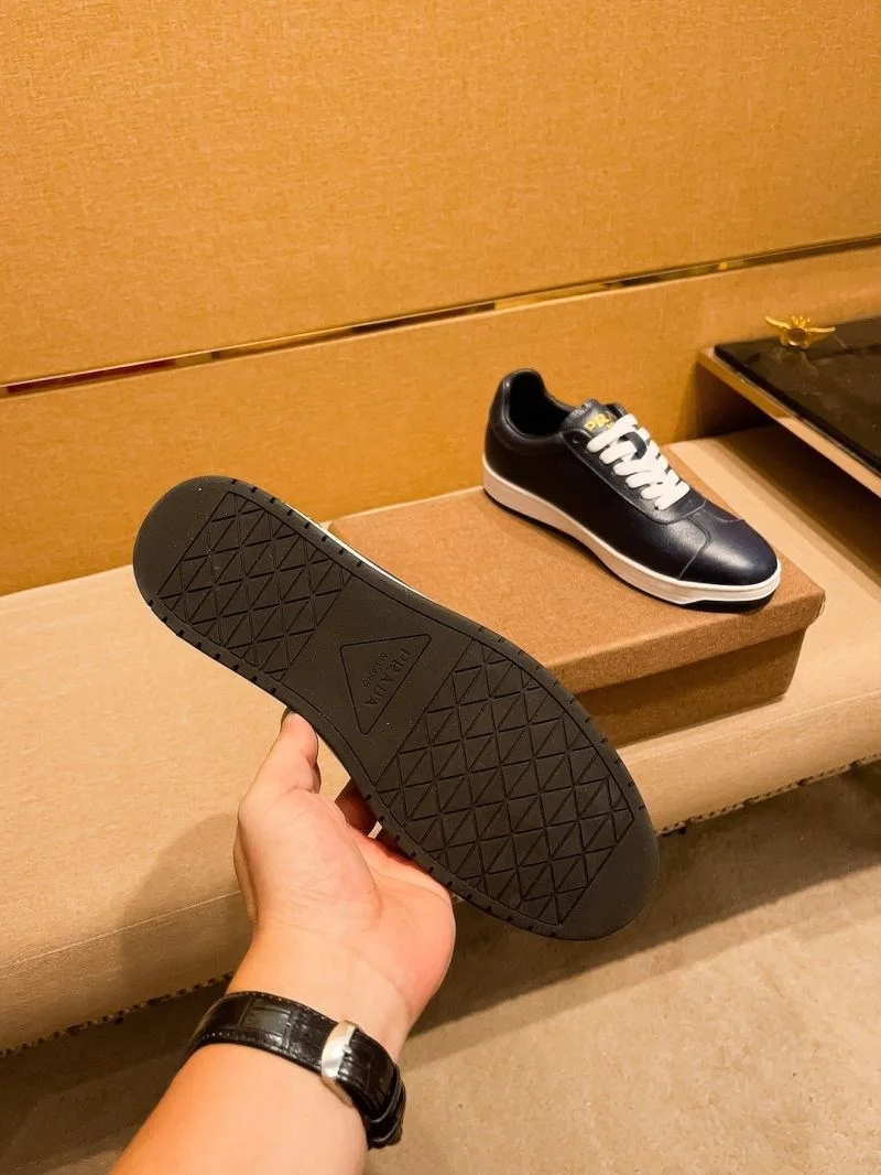 Mirror quality Prada Low Shoes