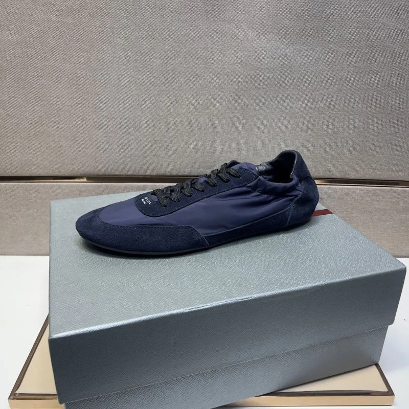 Bargain Prada Low Shoes