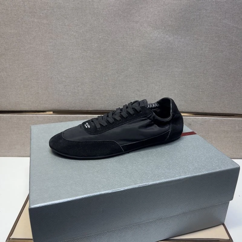 Bargain Prada Low Shoes
