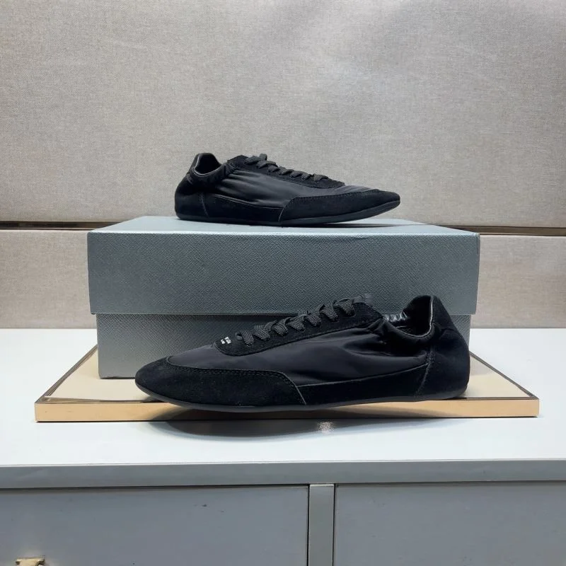 Bargain Prada Low Shoes