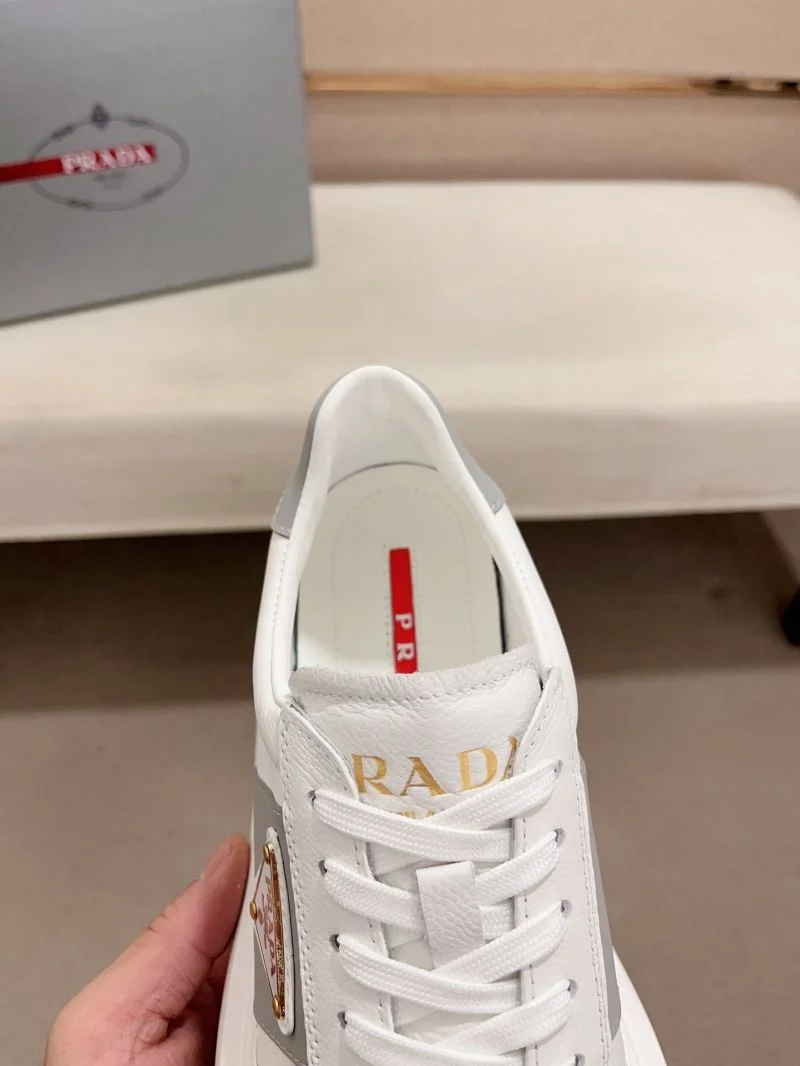 Exact replica Prada Low Shoes