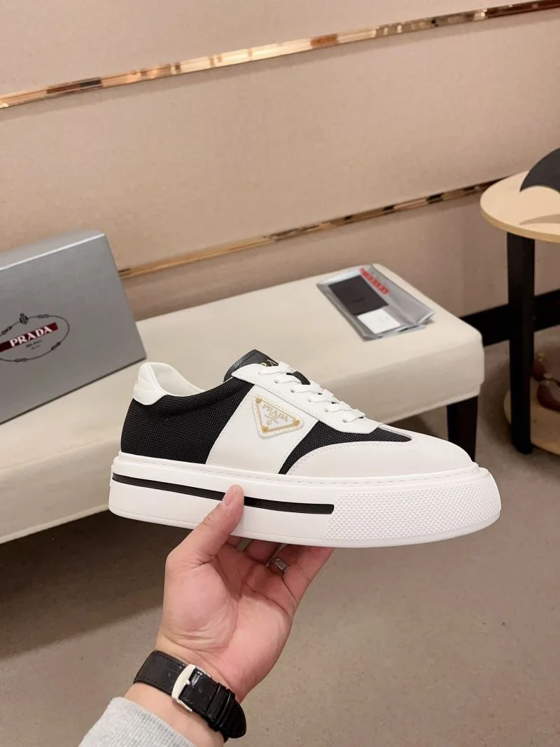 High fidelity Prada Low Shoes