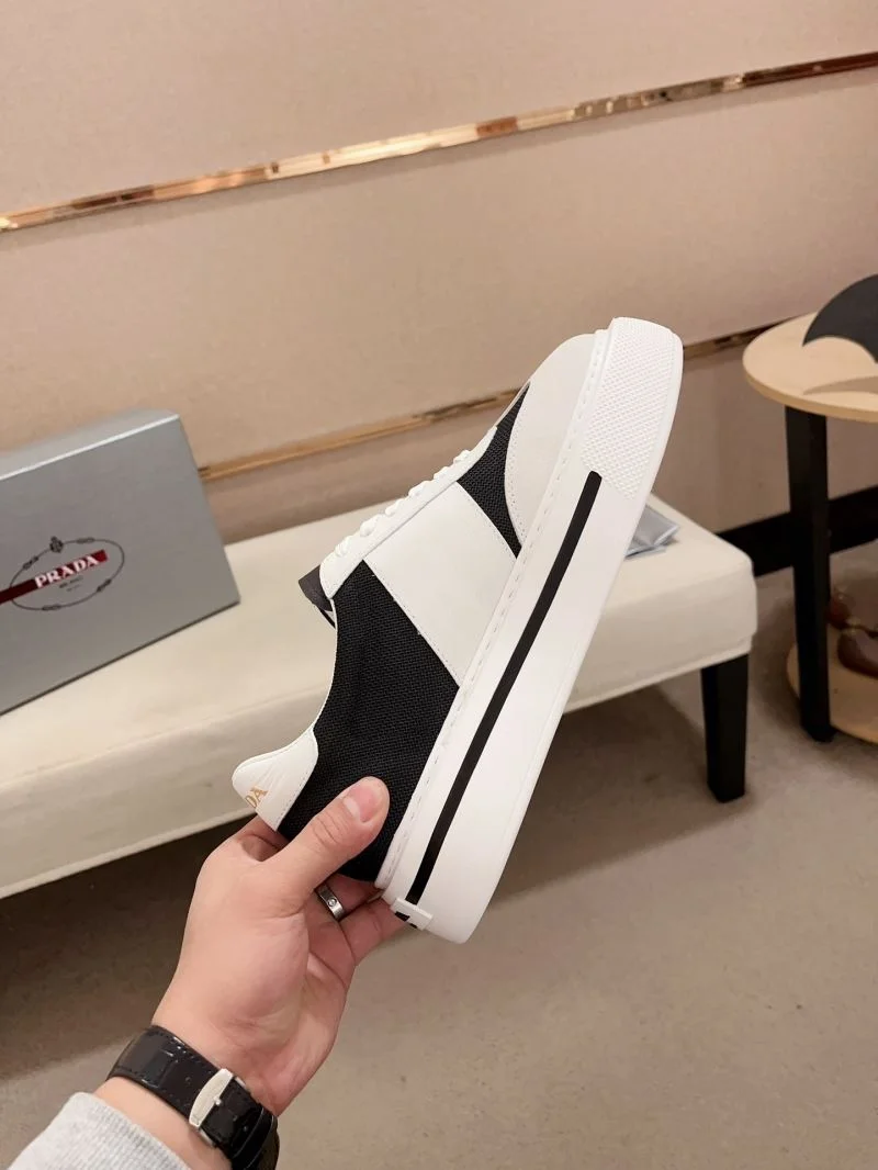 High fidelity Prada Low Shoes