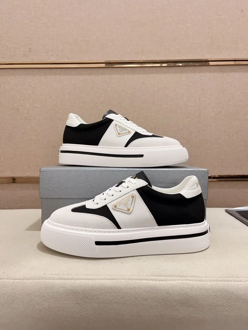 High fidelity Prada Low Shoes