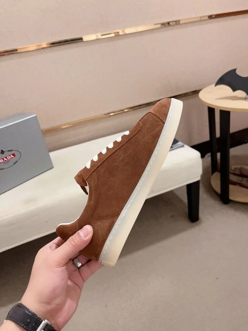 Top match Prada Low Shoes
