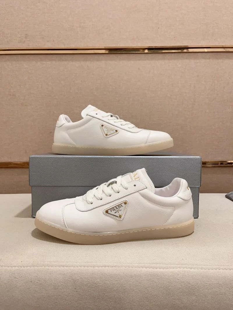 Top mirror Prada Low Shoes
