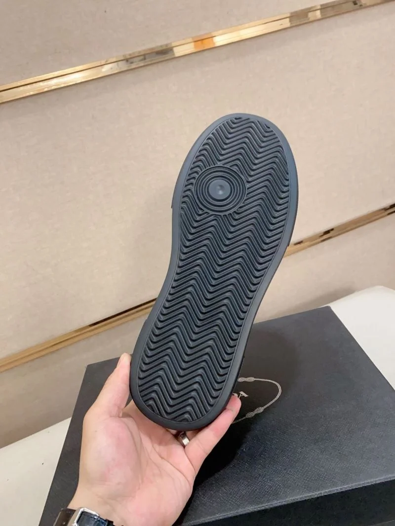 Value-priced Prada Low Shoes