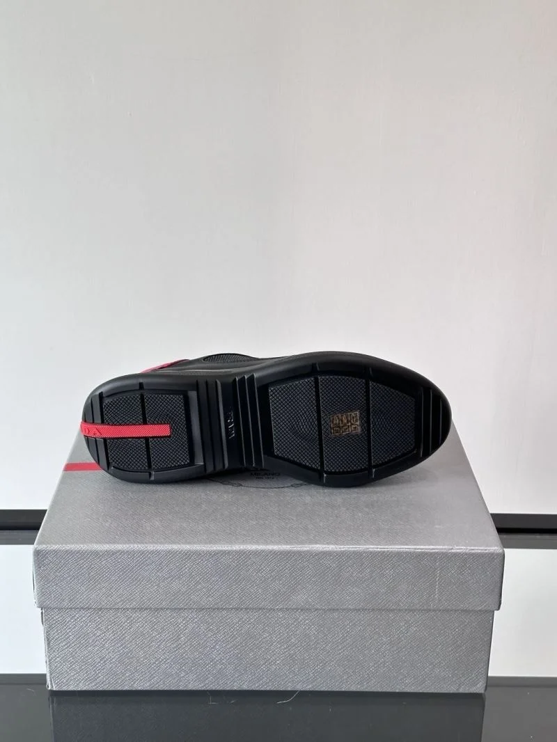 High fidelity Prada Low Shoes