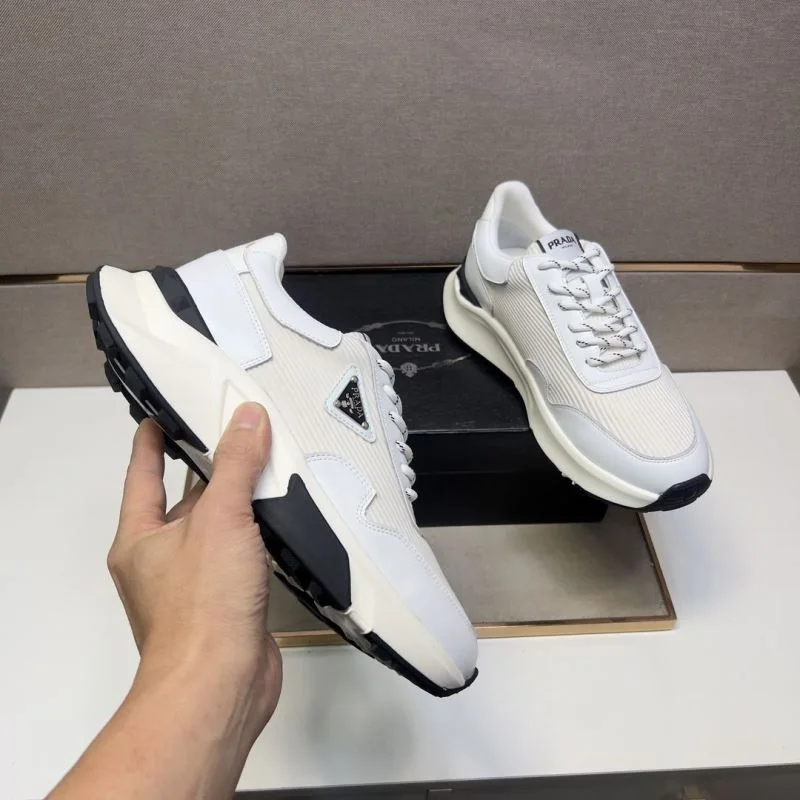 High fidelity Prada Low Shoes