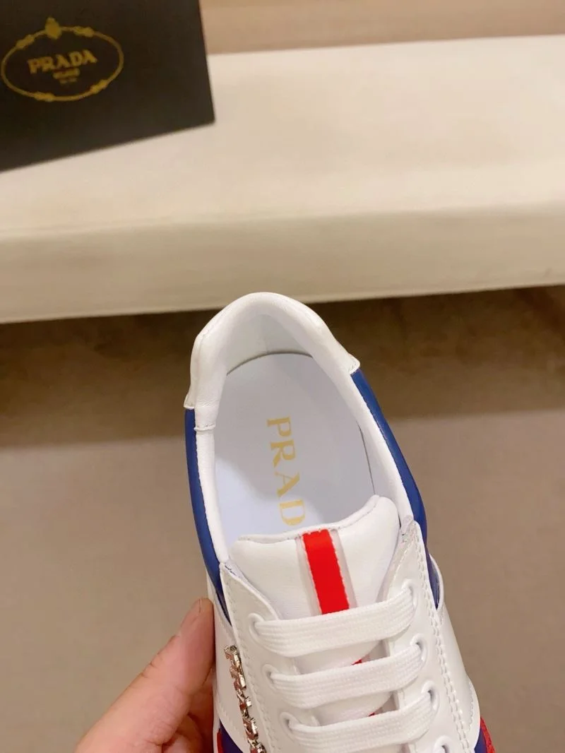 High fidelity Prada Low Shoes