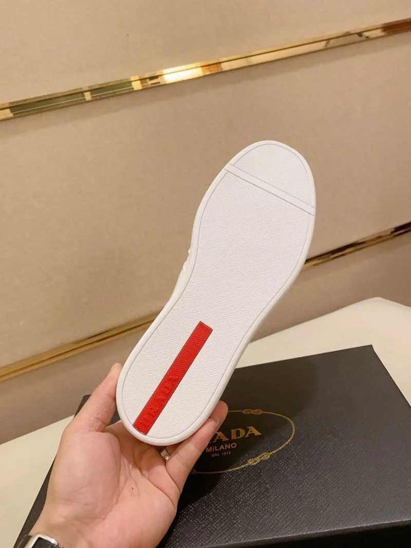 High fidelity Prada Low Shoes