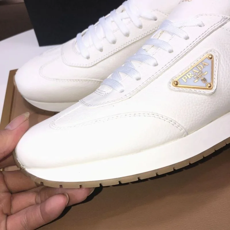 Exact replica Prada Low Shoes