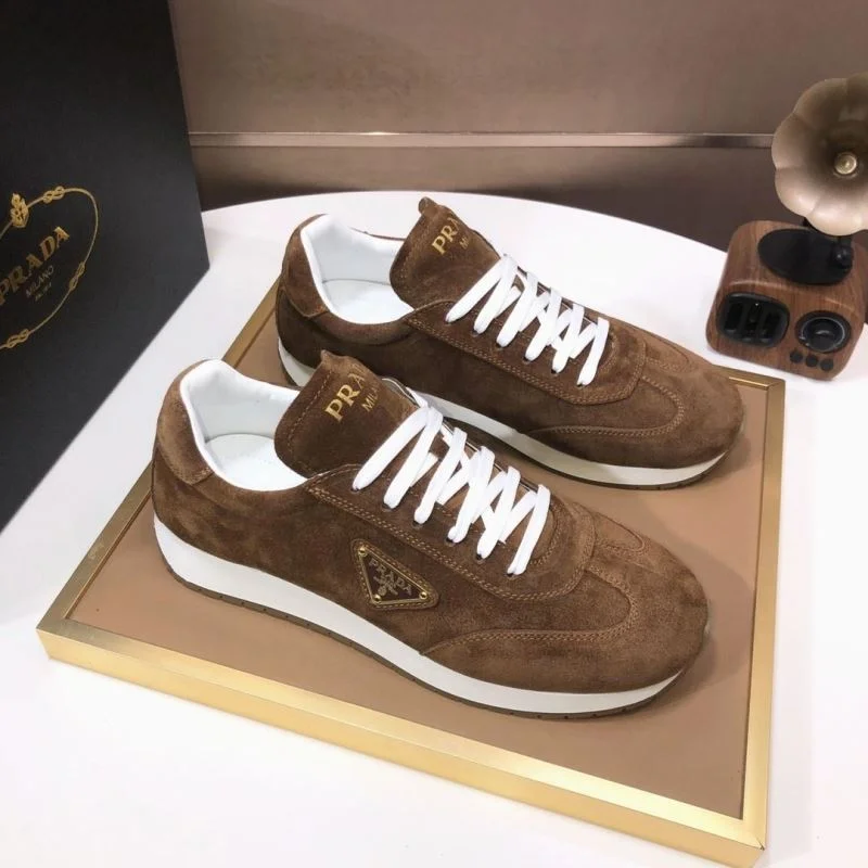 High fidelity Prada Low Shoes