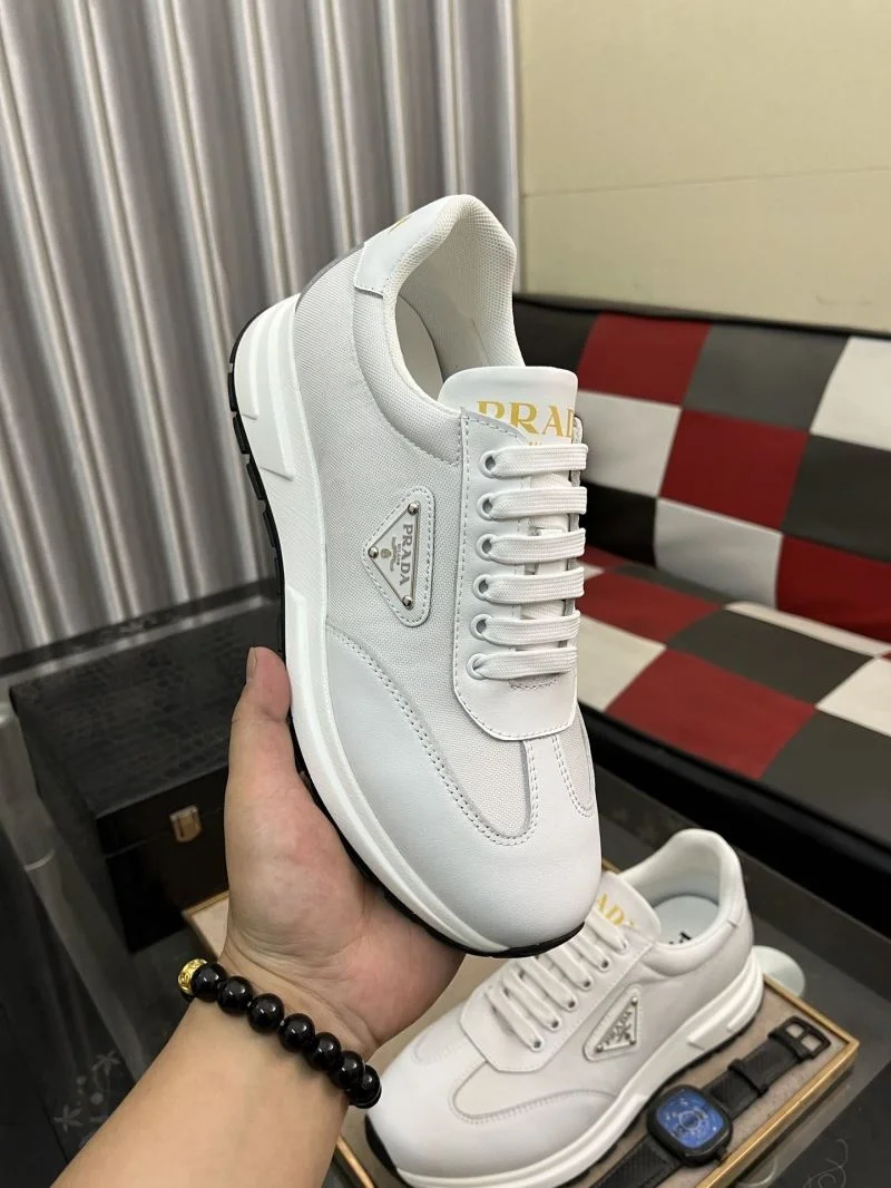 Top match Prada Low Shoes