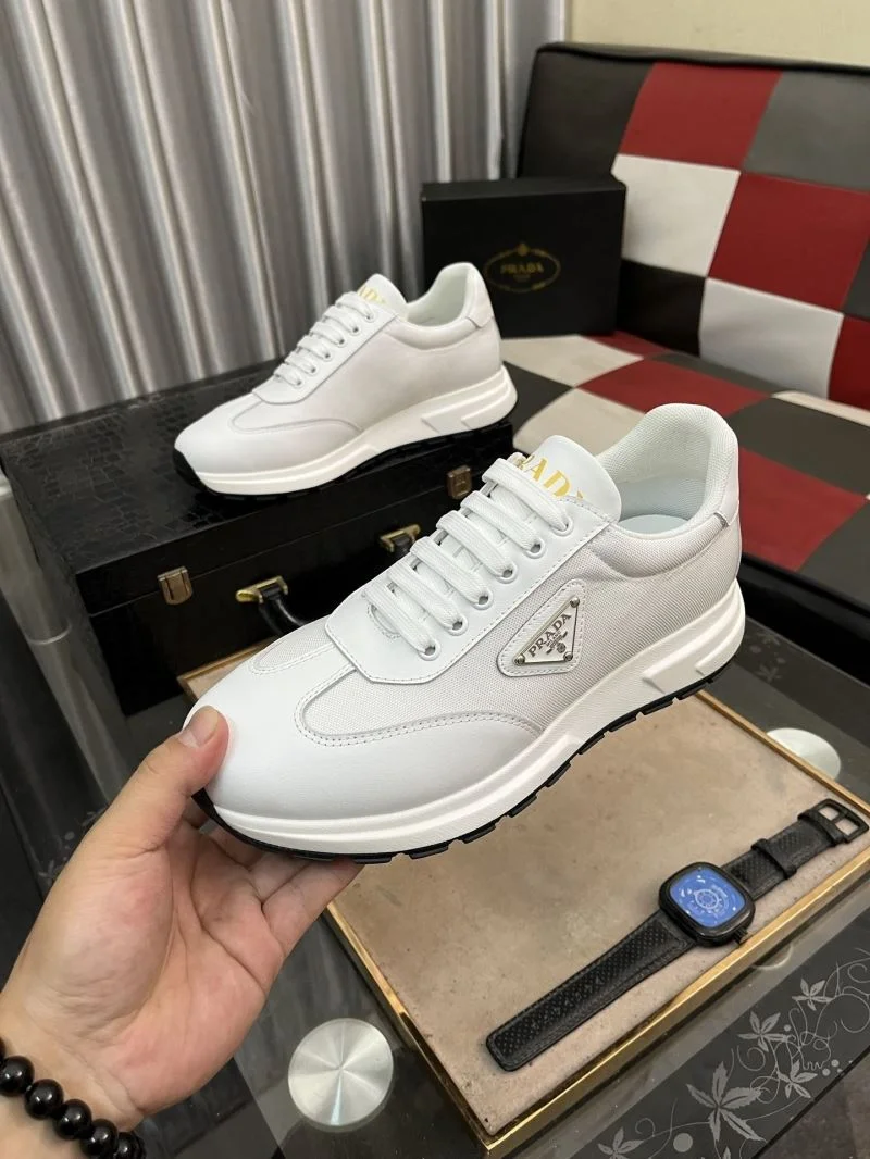 Top match Prada Low Shoes
