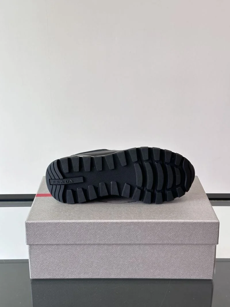 Value-priced Prada Low Shoes