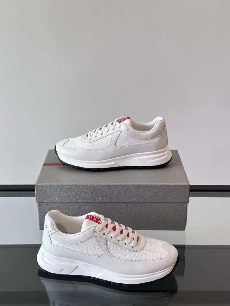 Top mirror Prada Low Shoes
