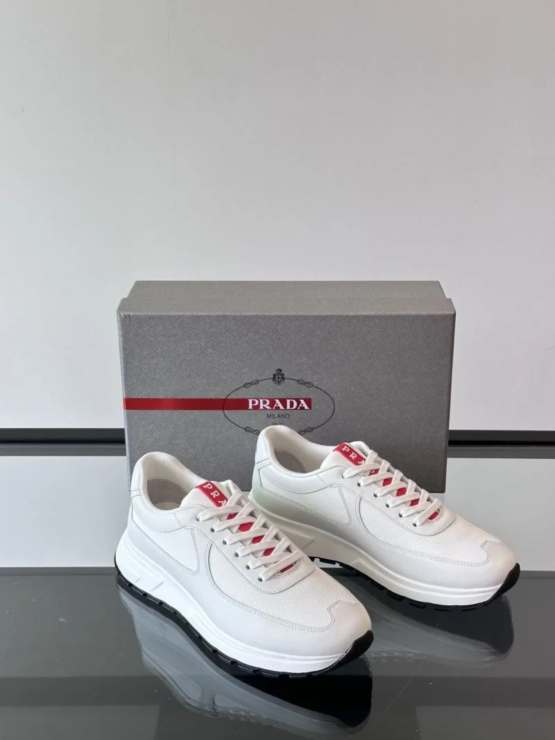 Top mirror Prada Low Shoes
