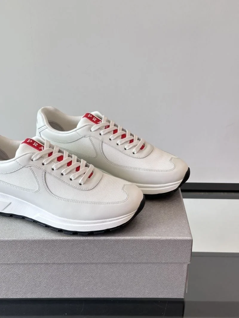 Top mirror Prada Low Shoes
