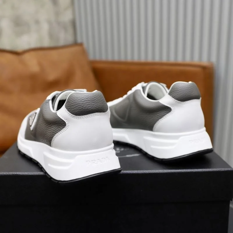 Top match Prada Low Shoes