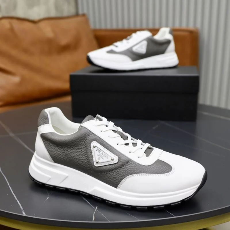 Top match Prada Low Shoes