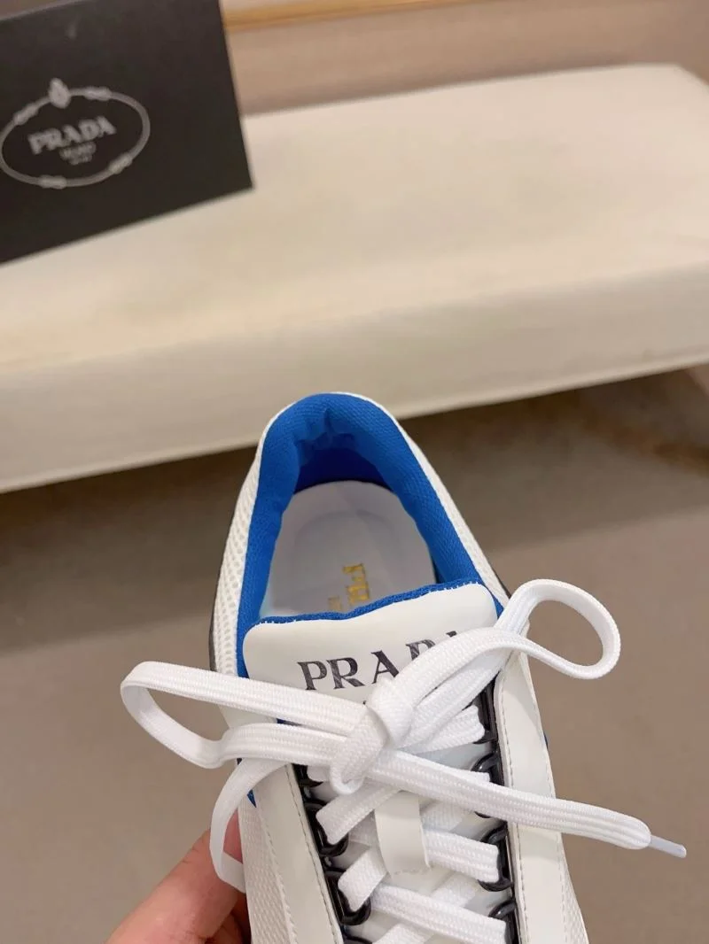 Top match Prada Low Shoes