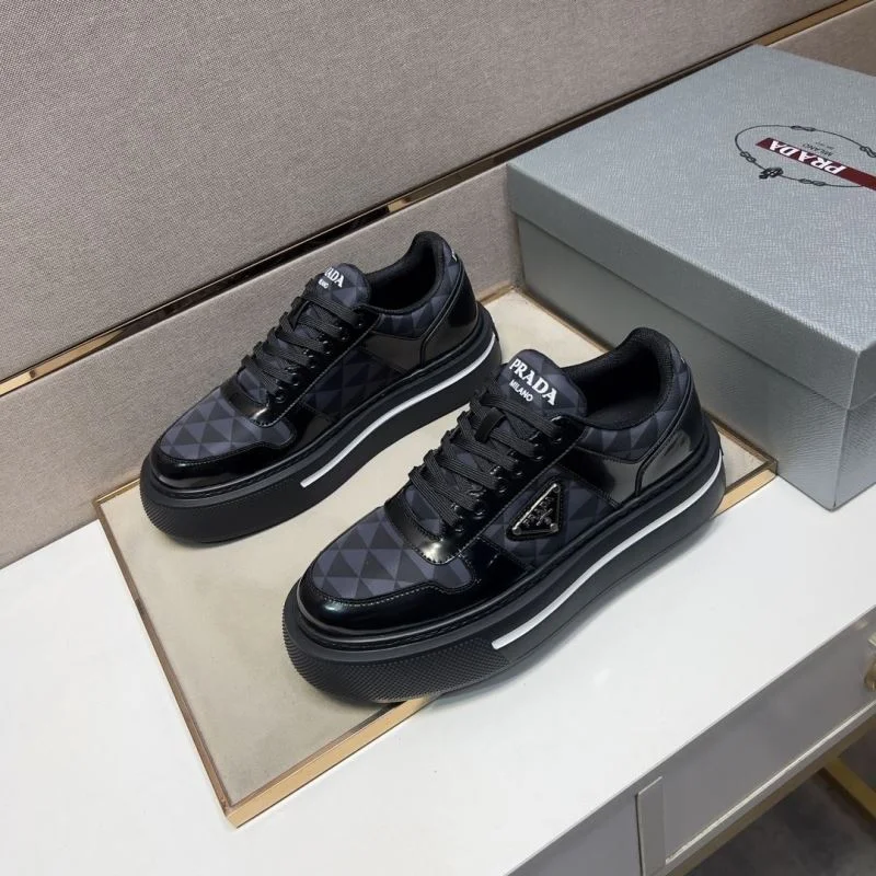Exact replica Prada Low Shoes